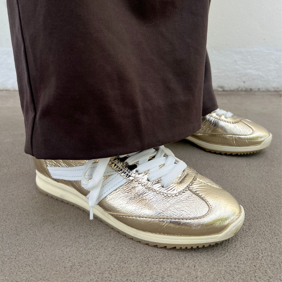 Evans Shoes | Shop the latest quality footwear brands online