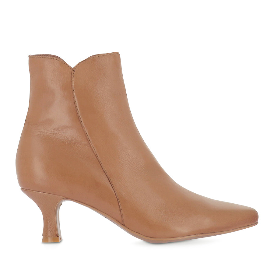 CHEZA - TAN LEATHER – Evans Shoes