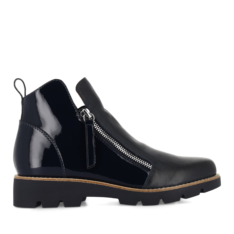 DOTTIZ - NAVY NAVY LEATHER PATENT – Evans Shoes