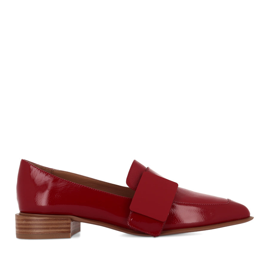 ERING - DARK RED DARK RED PATENT LEATHER – Evans Shoes