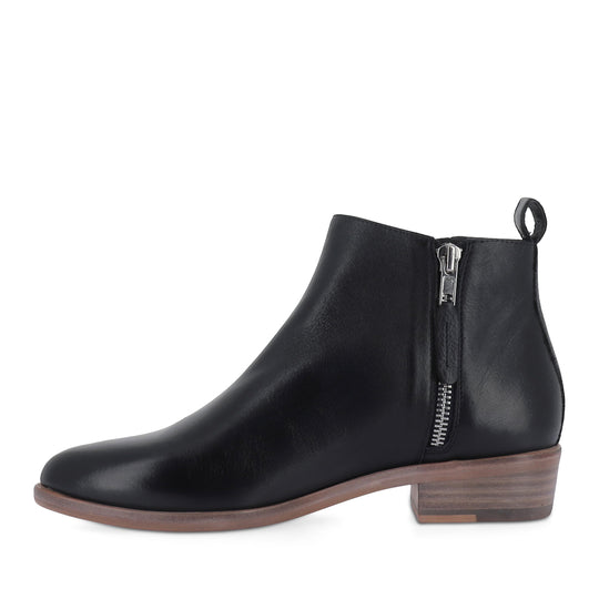 Evans Shoes | Shop the latest quality footwear brands online