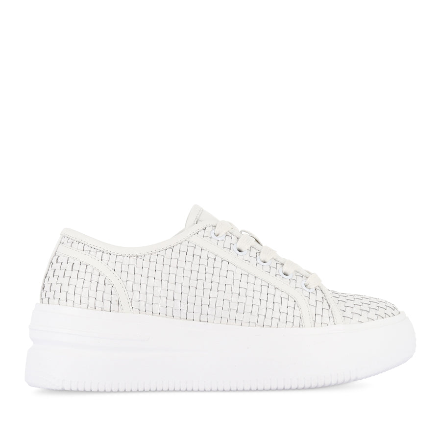 Evans Shoes | Shop the latest quality footwear brands online