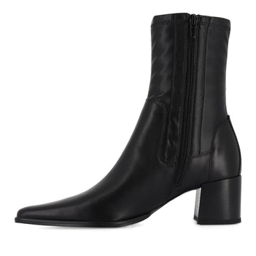 Evans Shoes | Shop the latest quality footwear brands online