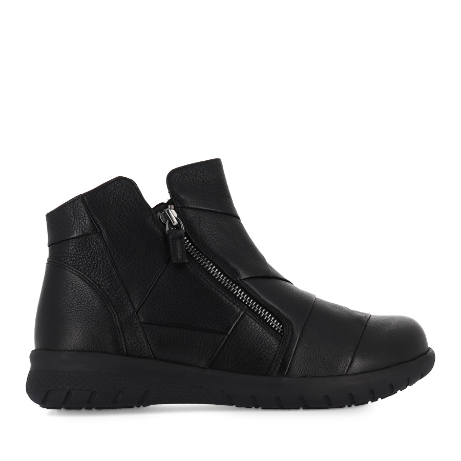 SISLEY XF - BLACK BLACK LEATHER – Evans Shoes
