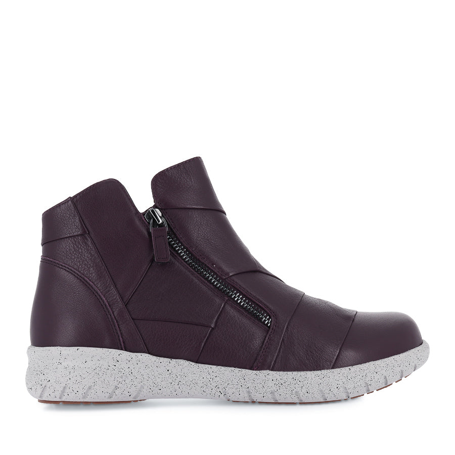SISLEY XF - PURPLE LEATHER – Evans Shoes