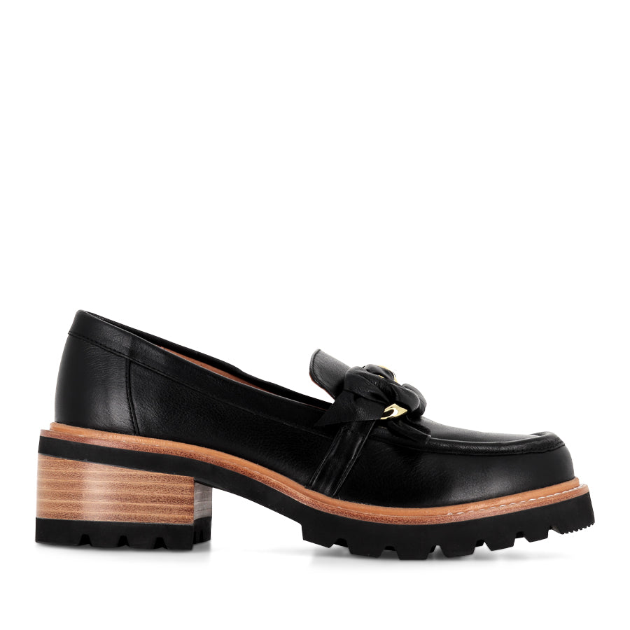 DOBBIE - BLACK LEATHER – Evans Shoes